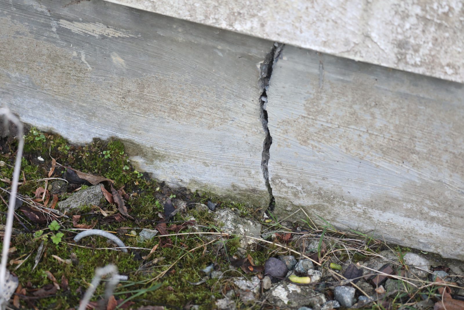 Sloping floors: Should I worry? Causes & Solutions Vancouver